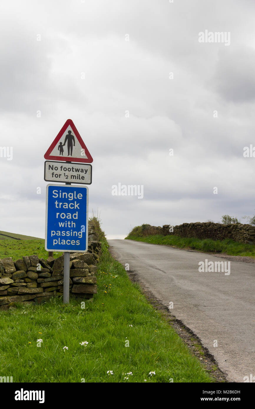 Passing lane hi-res stock photography and images - Alamy