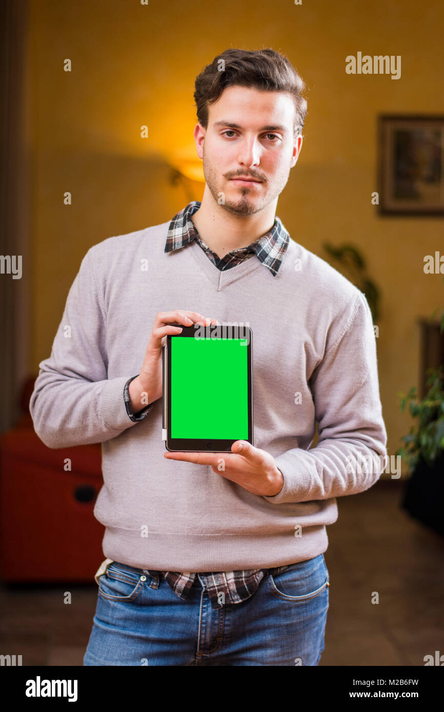 Tablet pc in the hands hi-res stock photography and images - Alamy