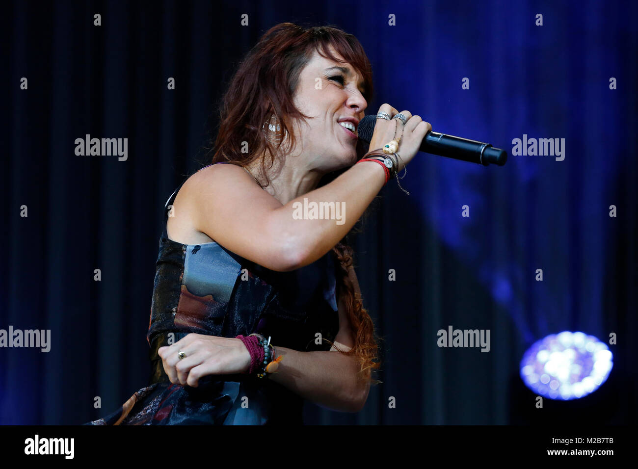 Jazz saengerin hi-res stock photography and images - Alamy