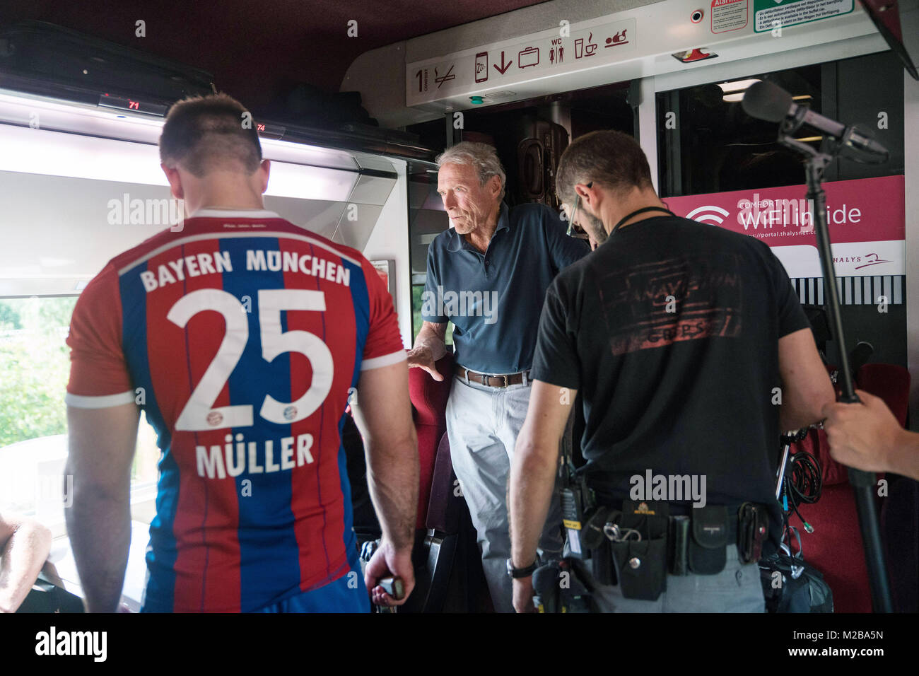 THE 15:17 TO PARIS, Alek Skarlatos (left), director Clint Eastwood ...