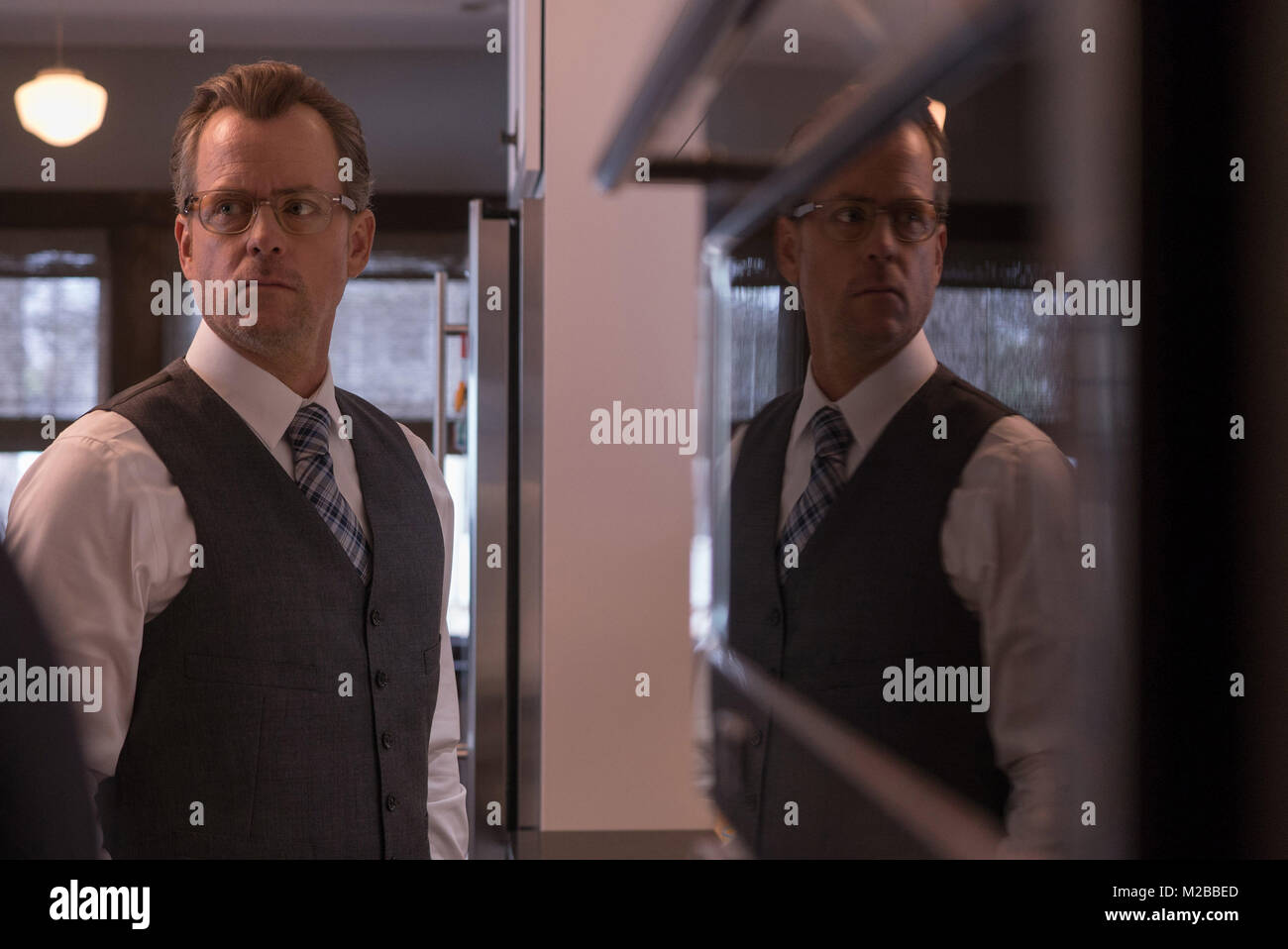 ELECTRIC DREAMS, (aka PHILIP K. DICK'S ELECTRIC DREAMS), Greg Kinnear ...