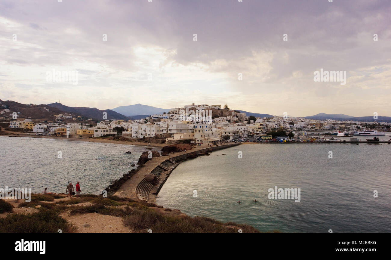 Skyline of greek islands hi-res stock photography and images - Alamy