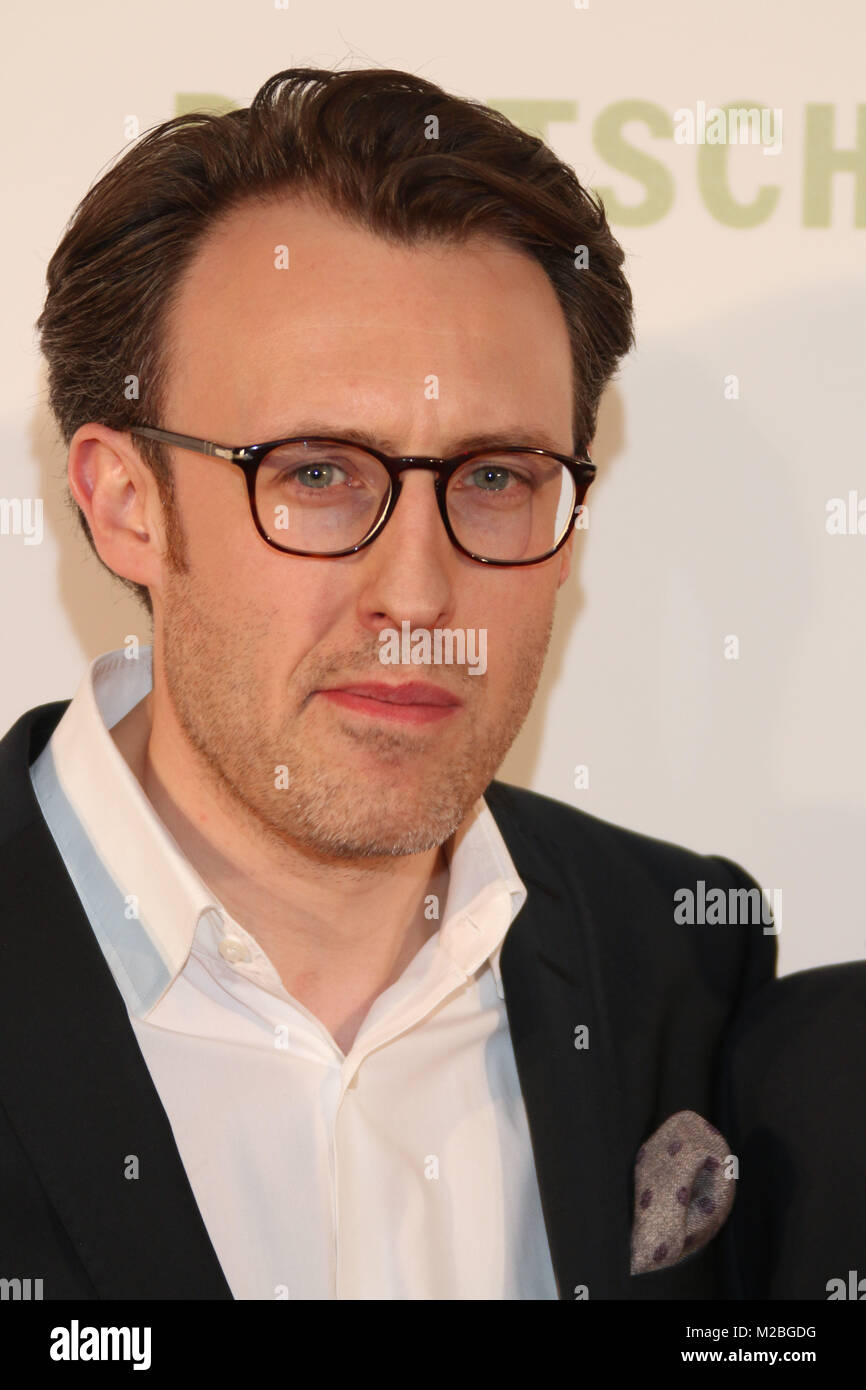 Philipp Steffens, Programm PK und Premiere Deutschland 83, RTL, Curio ...