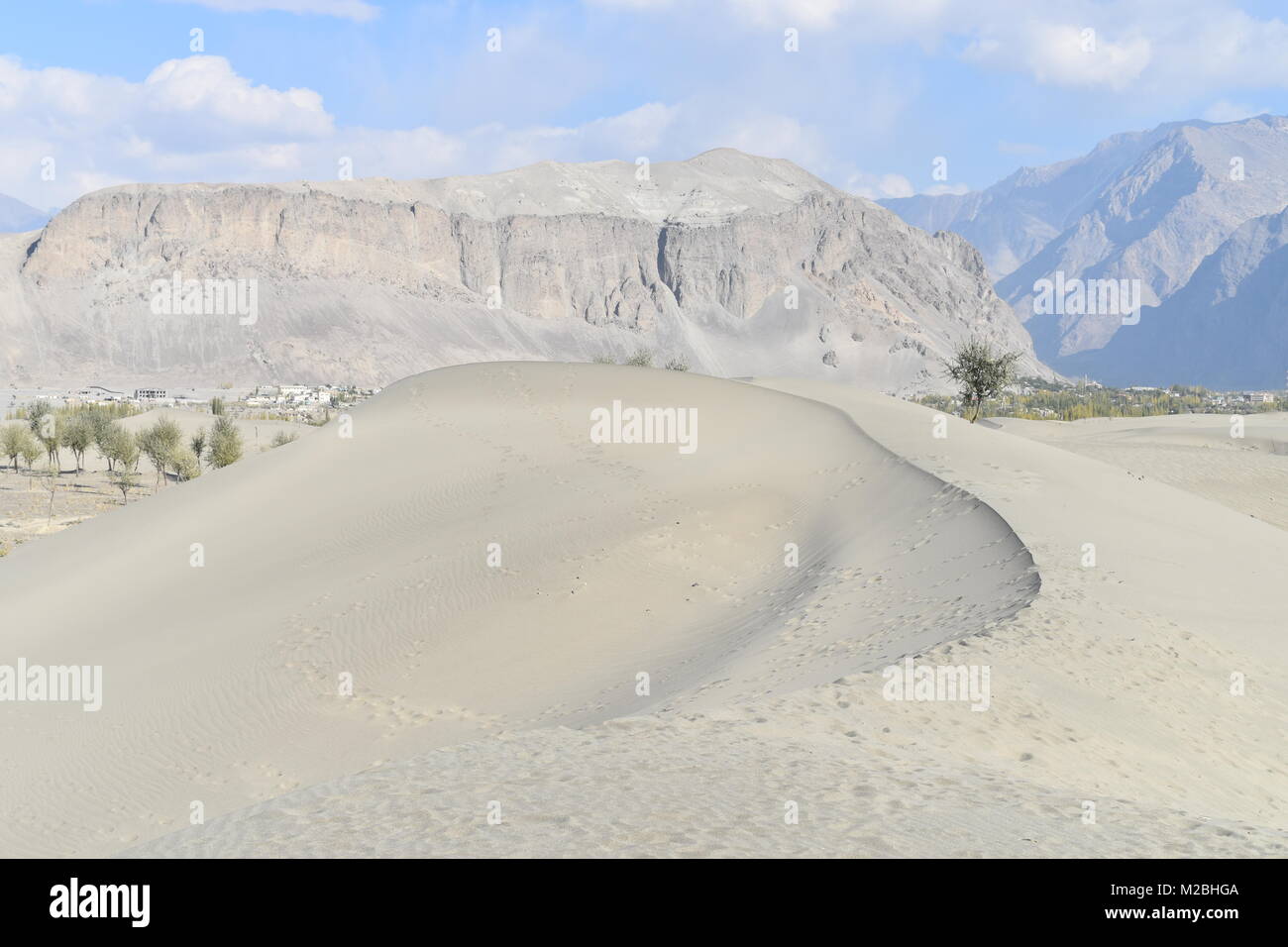 World Highest Cold Desert Stock Photo - Alamy