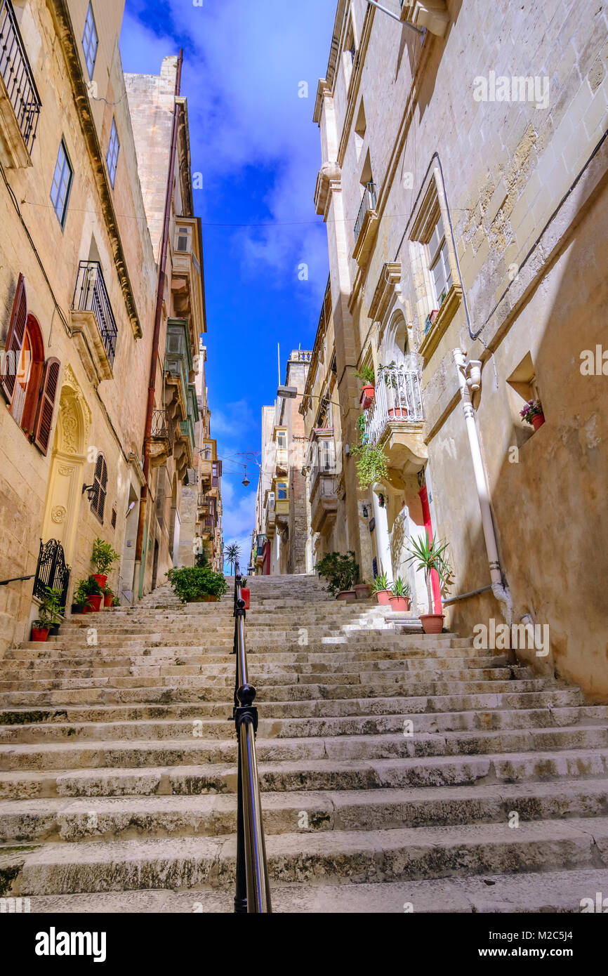 Medieval maltese architecture hi-res stock photography and images - Alamy