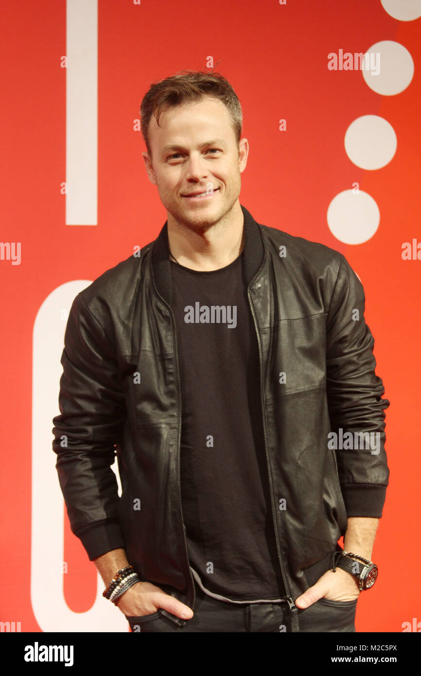 Louis morissette hi-res stock photography and images - Alamy