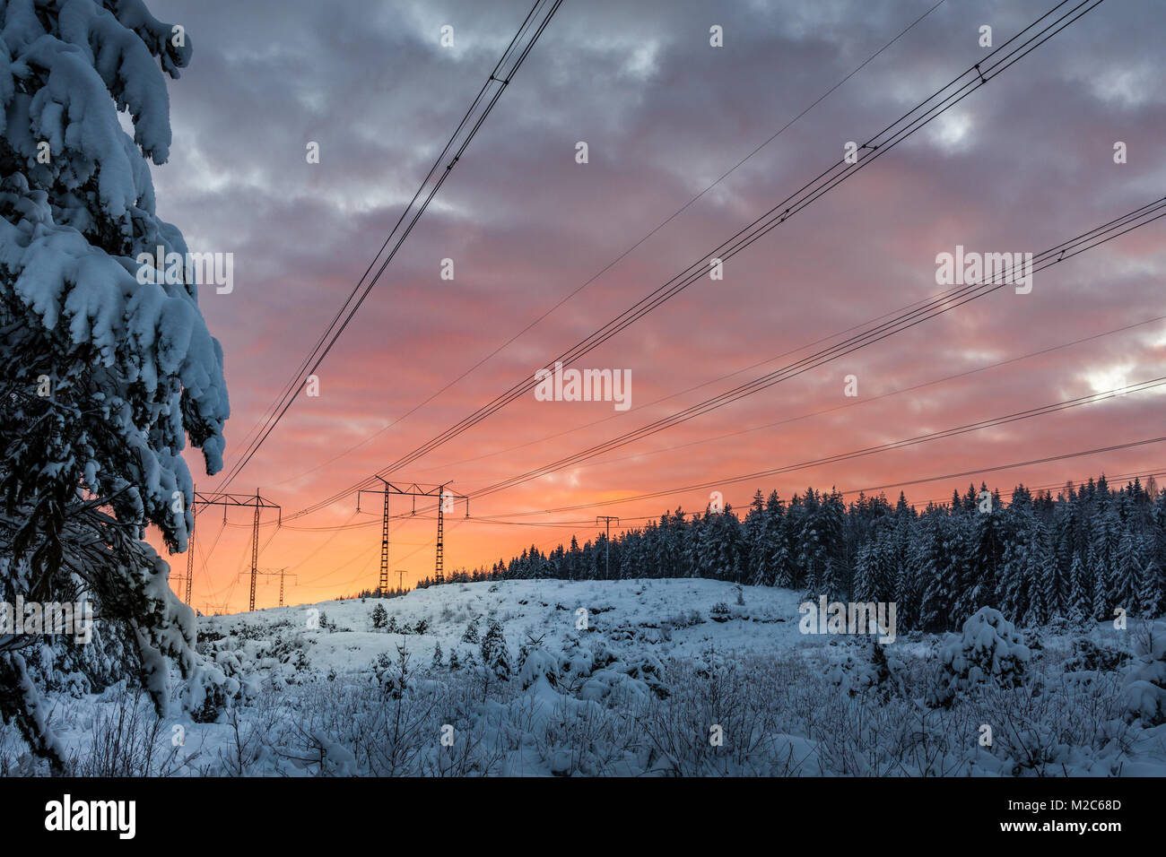 Power lines in winter hi-res stock photography and images - Alamy