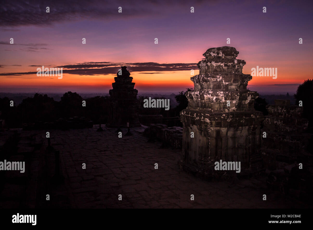 Siem Reap Angkor Wat Phnom Bakheng sunrise hilltop sunset UNESCO dawn ...