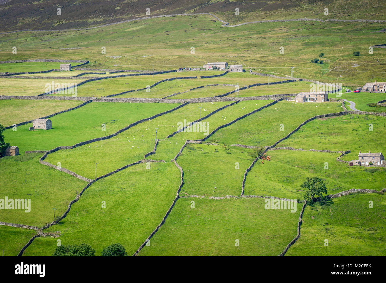 Spread out buildings hi-res stock photography and images - Alamy