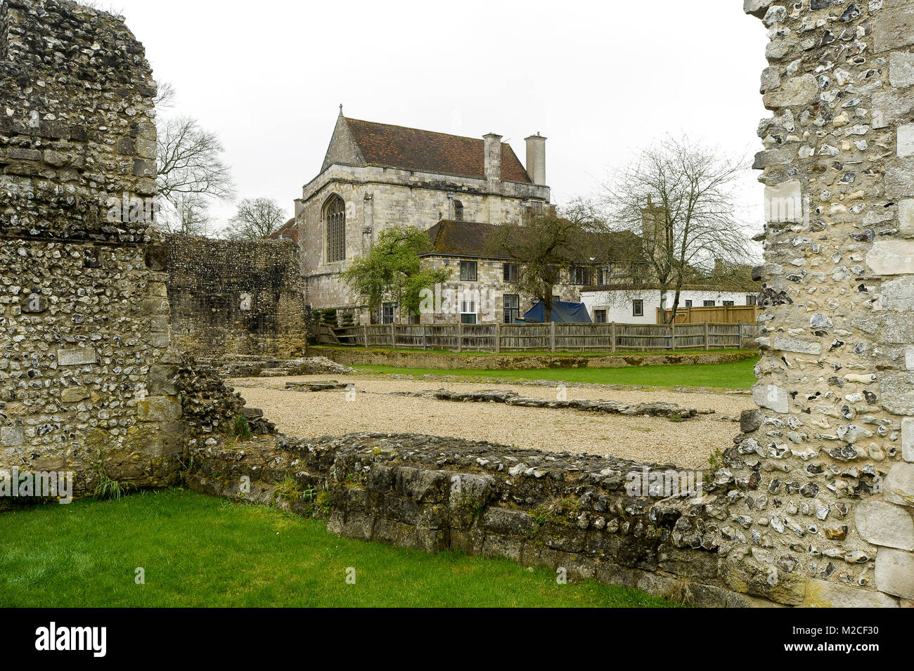 Bishop's Palace built in 1684 for bishop George Morley and ruins of ...