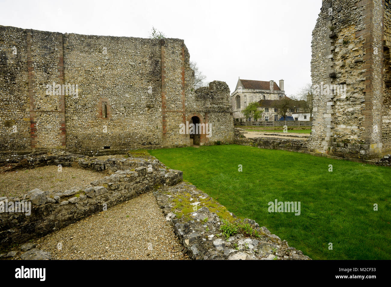 Bishop's Palace built in 1684 for bishop George Morley and ruins of ...