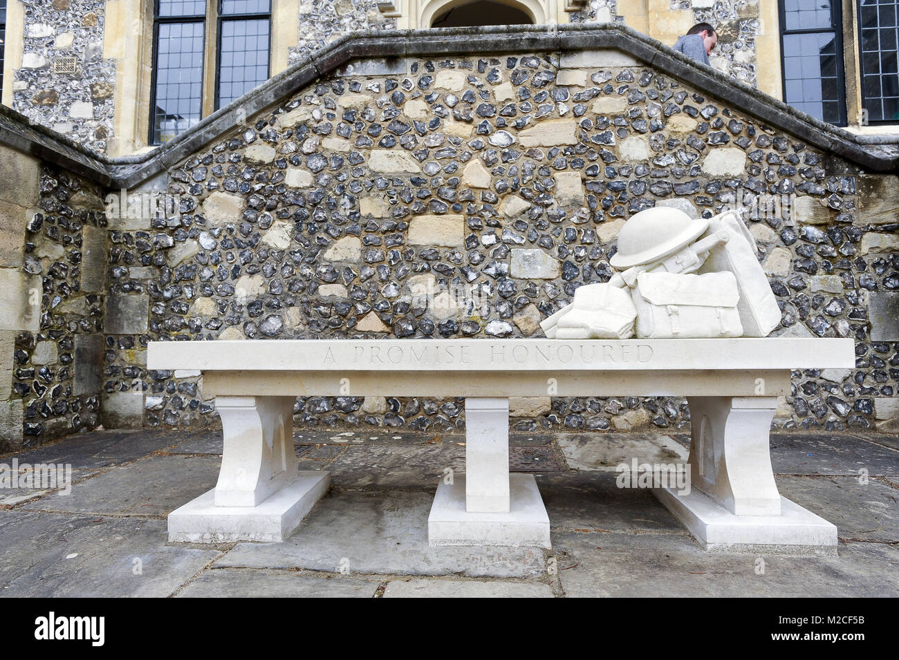 Morn Hill Memorial in front of the Gothic Great Hall of Winchester ...