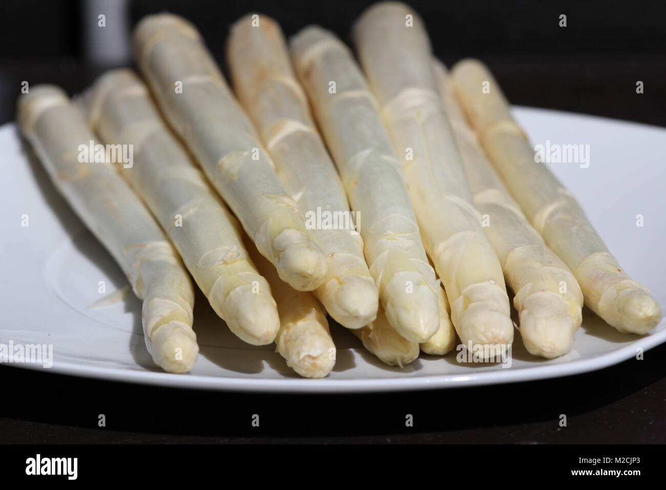 Spargelpflanze High Resolution Stock Photography and Images - Alamy