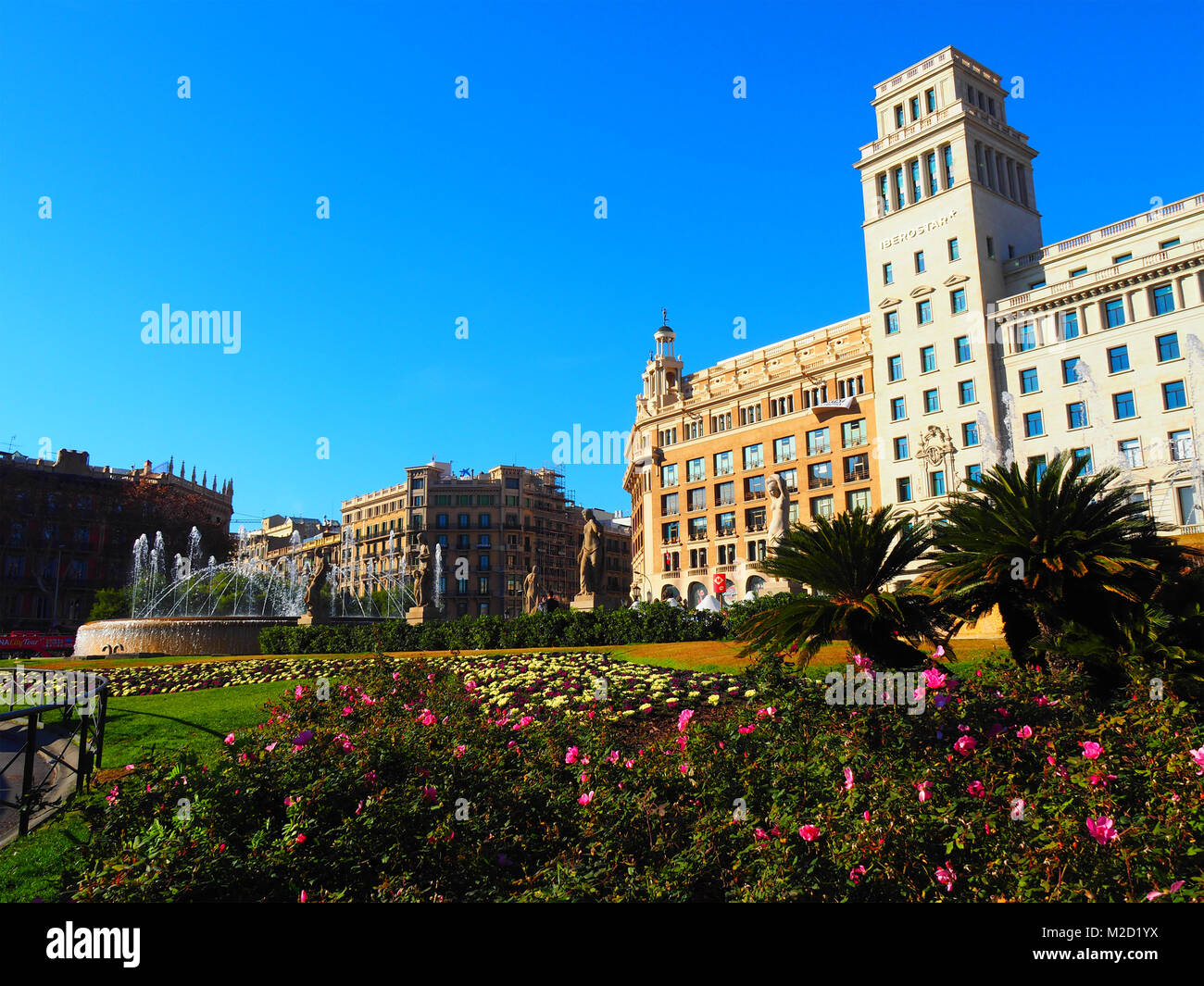 Catalonia Square in Barcelona, Spain. Catalonia square or Plaza ...