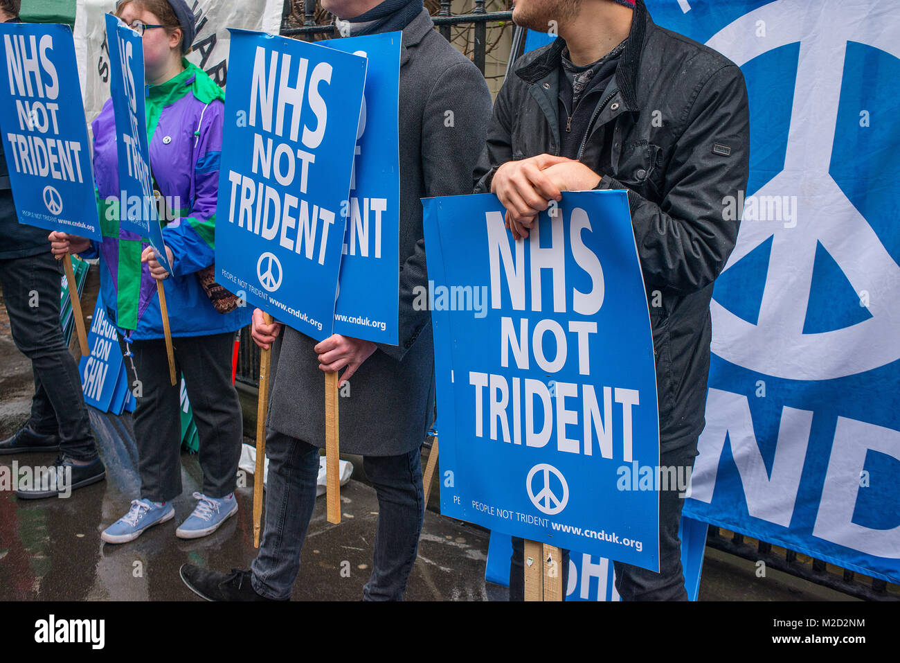 Thousands gathered with placards for the NHS In Crisis demonstration ...