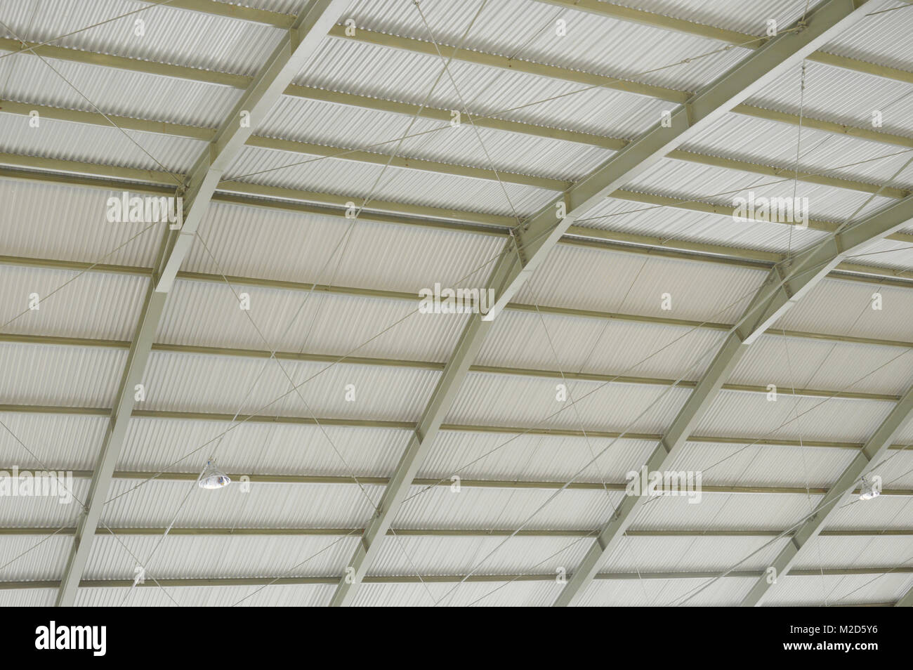 lightweight steel roof construction Stock Photo - Alamy