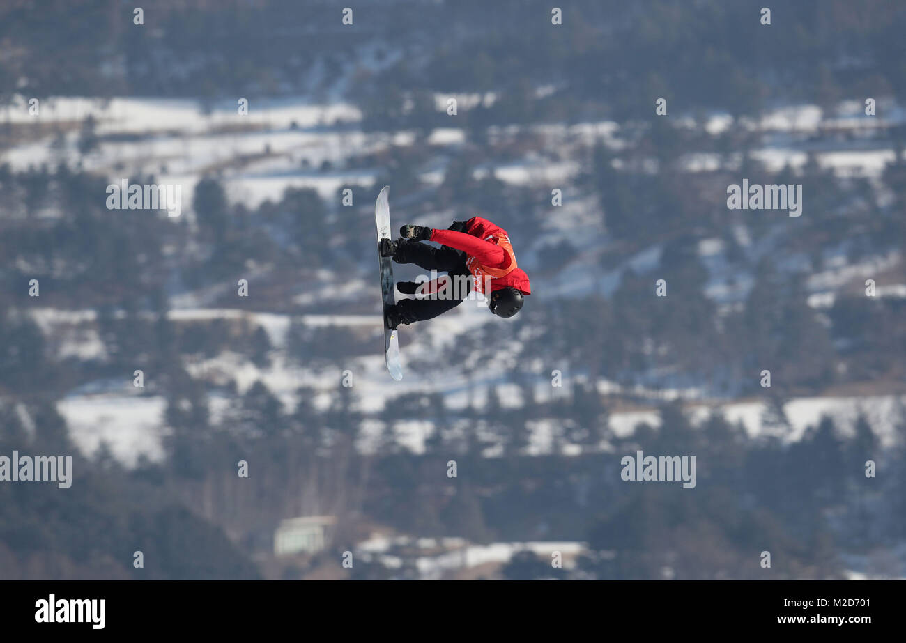Great Britain's Jamie Nicholls practices for the men's Snowboard ...