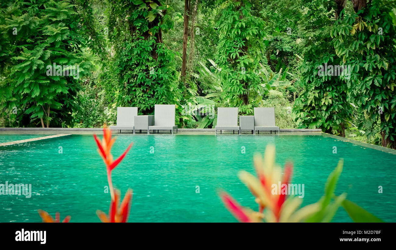 Beach front hotel hi-res stock photography and images - Alamy