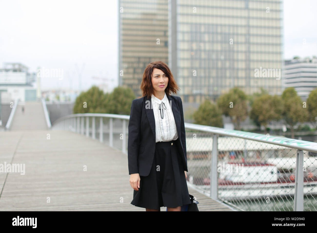 journalist woman in business clothes go to work Stock Photo - Alamy