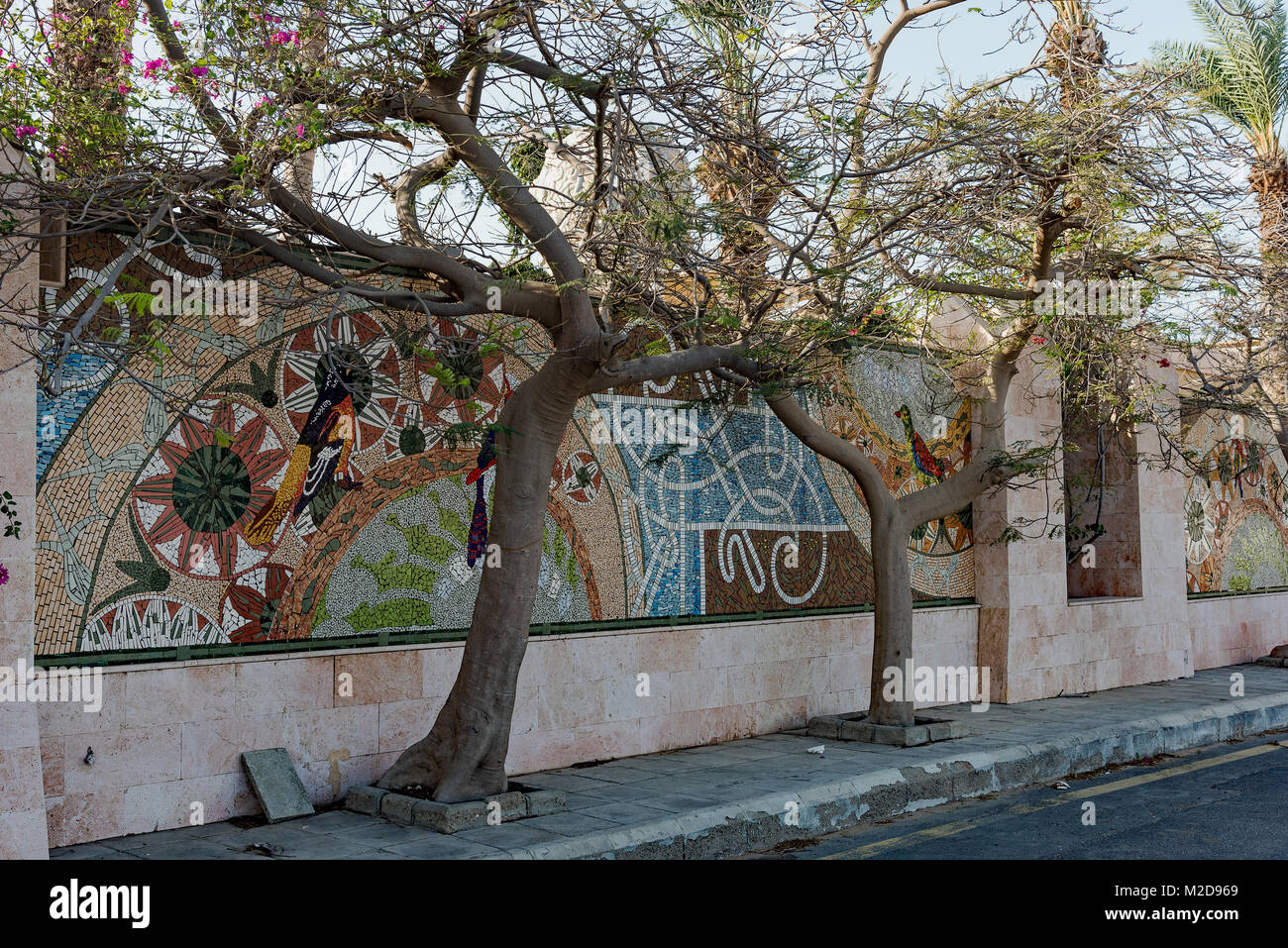 Colorful wall murals in Jeddah, Saudi Arabia Stock Photo - Alamy