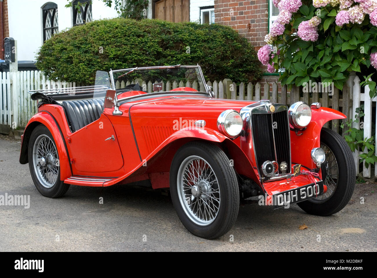 Vintage mg hi-res stock photography and images - Alamy