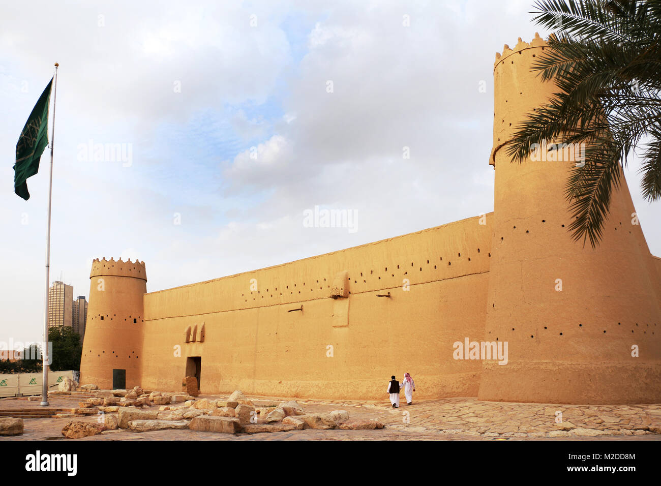 Historical Al Masmak Tower with national flag in Riyadh Saudi Arabia ...