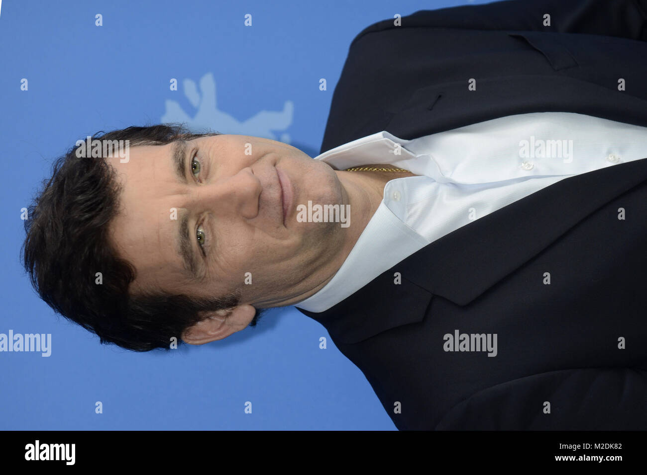 Clive owen shadow dancer hi-res stock photography and images - Alamy