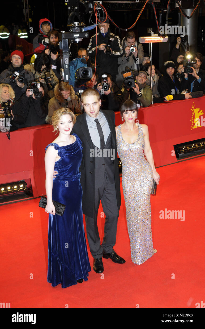 Holliday Grainger And Robert Pattinson
