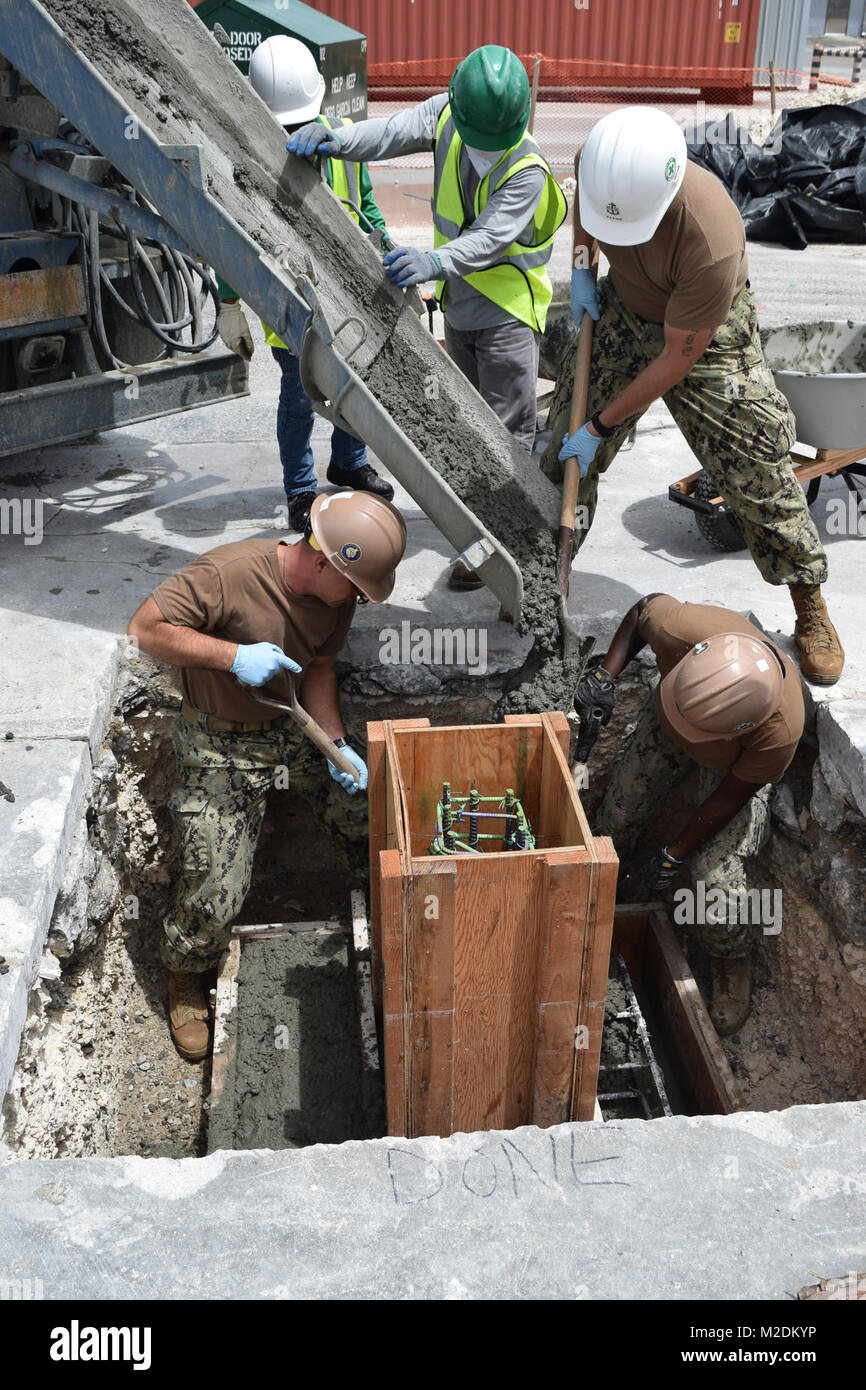 DIEGO GARCIA, British Indian Ocean Territory (Dec. 22, 2017) Builder ...