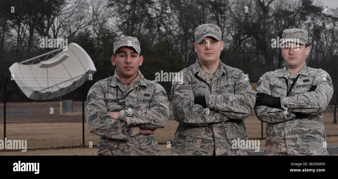 Airmen of the 707th Communications Squadron Special Missions Flight ...