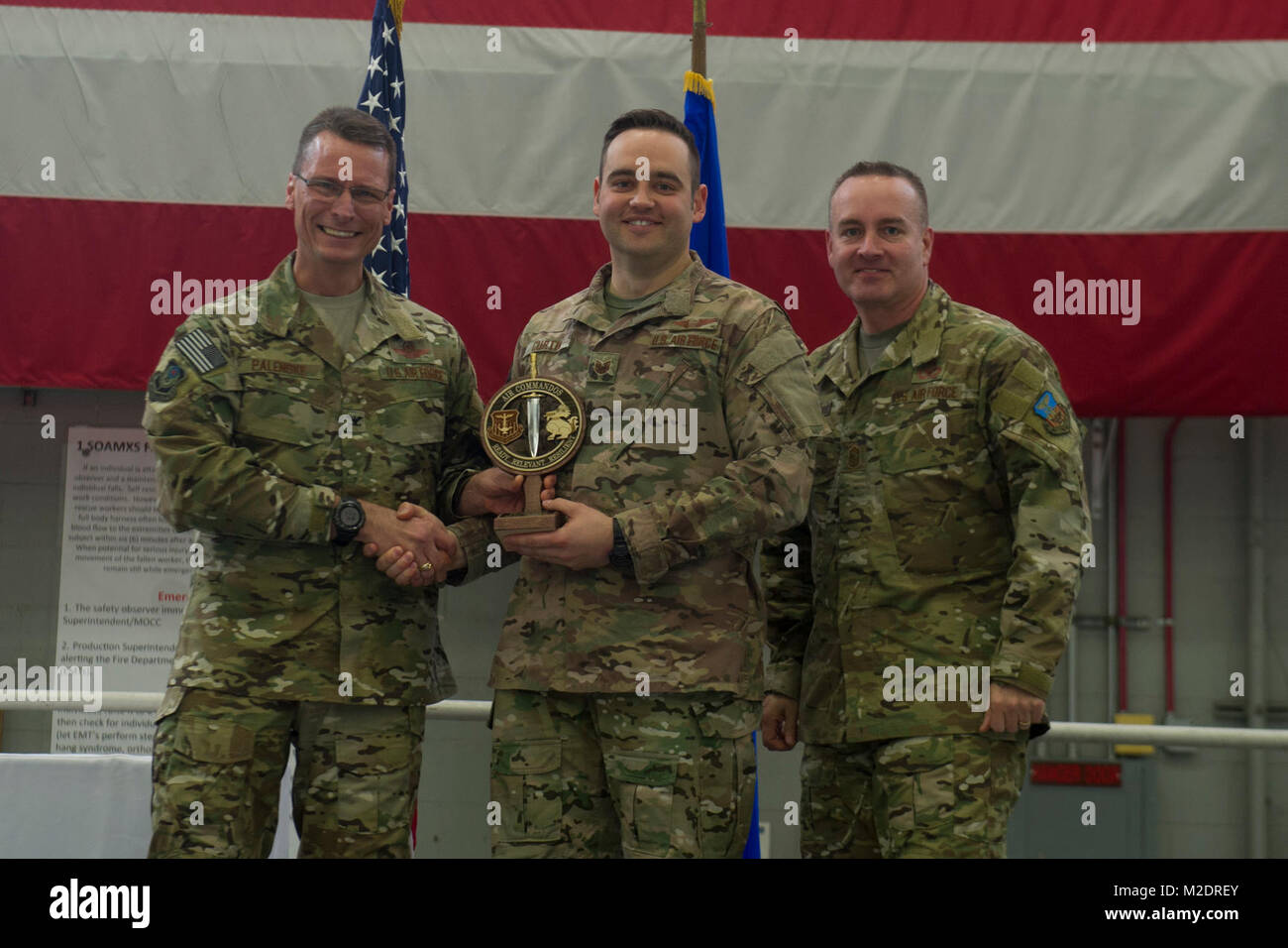 The 1st Special Operations Wing held a quarterly qward ceremony at ...