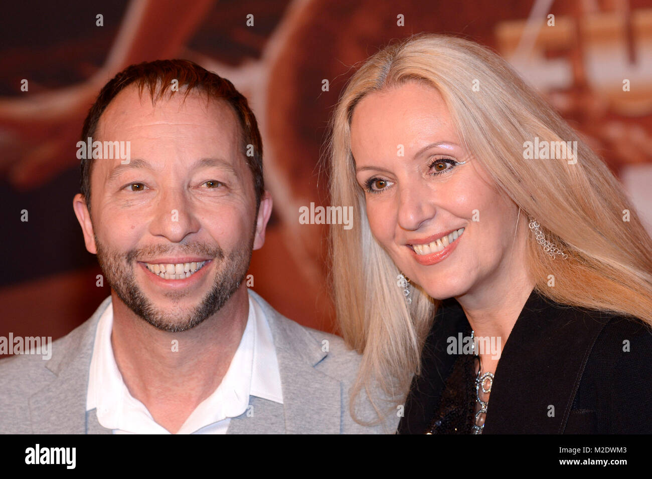 DJ Bobo (Rene Baumann) mit Frau Nancy Baumann bei der Verleihung des ...