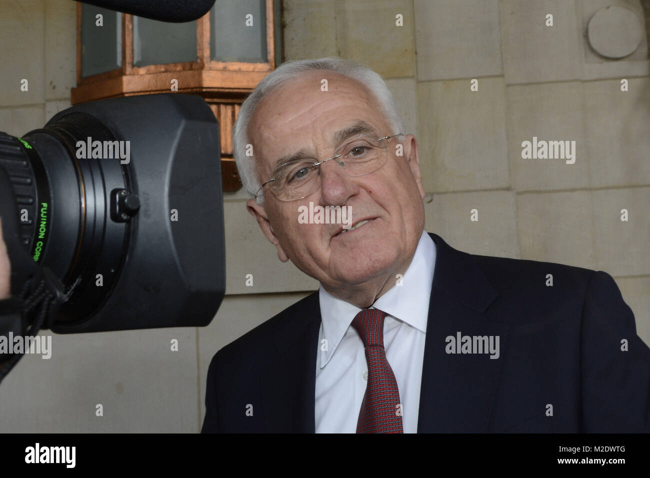 Peter Hartz feiern mit Altkanzler Gerhard Schröder seinen 70 ...