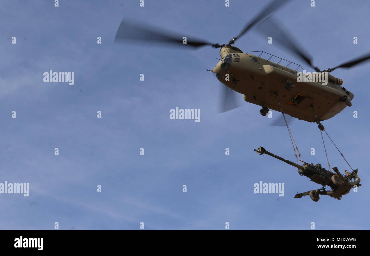 A U.S. Army CH-47 Chinook helicopter, crewed by Soldiers of the 101st ...