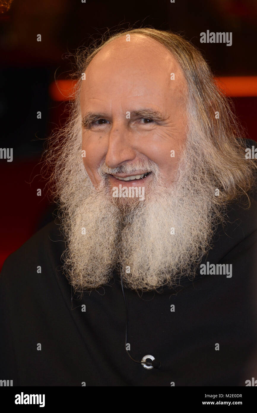Pater Anselm GRUEN ist zu Gast in der NDR Talkshow "Tietjen und ...