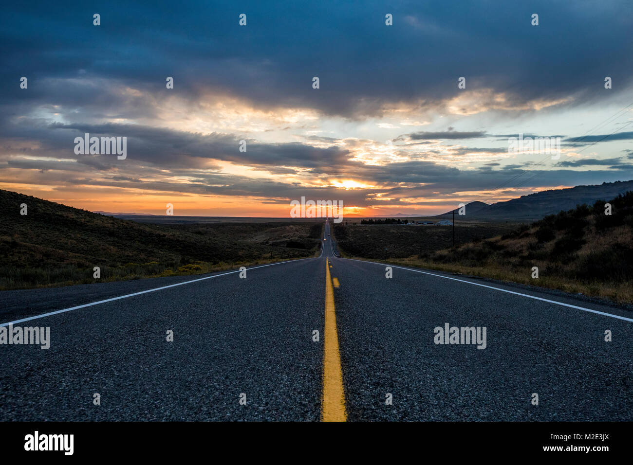 Remote motorway hi-res stock photography and images - Alamy