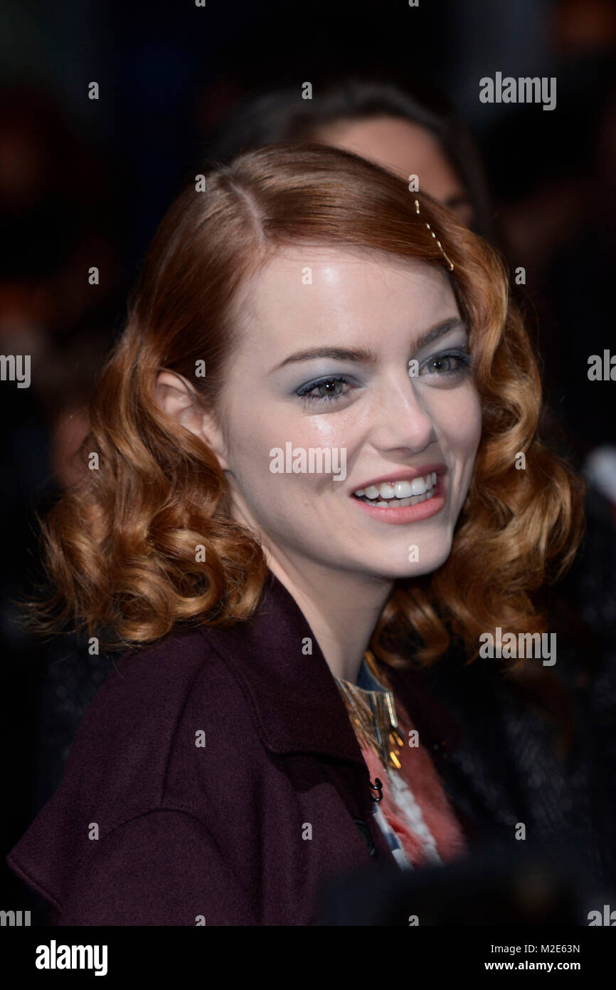 Emma stone be amazing spiderman hi-res stock photography and images - Alamy