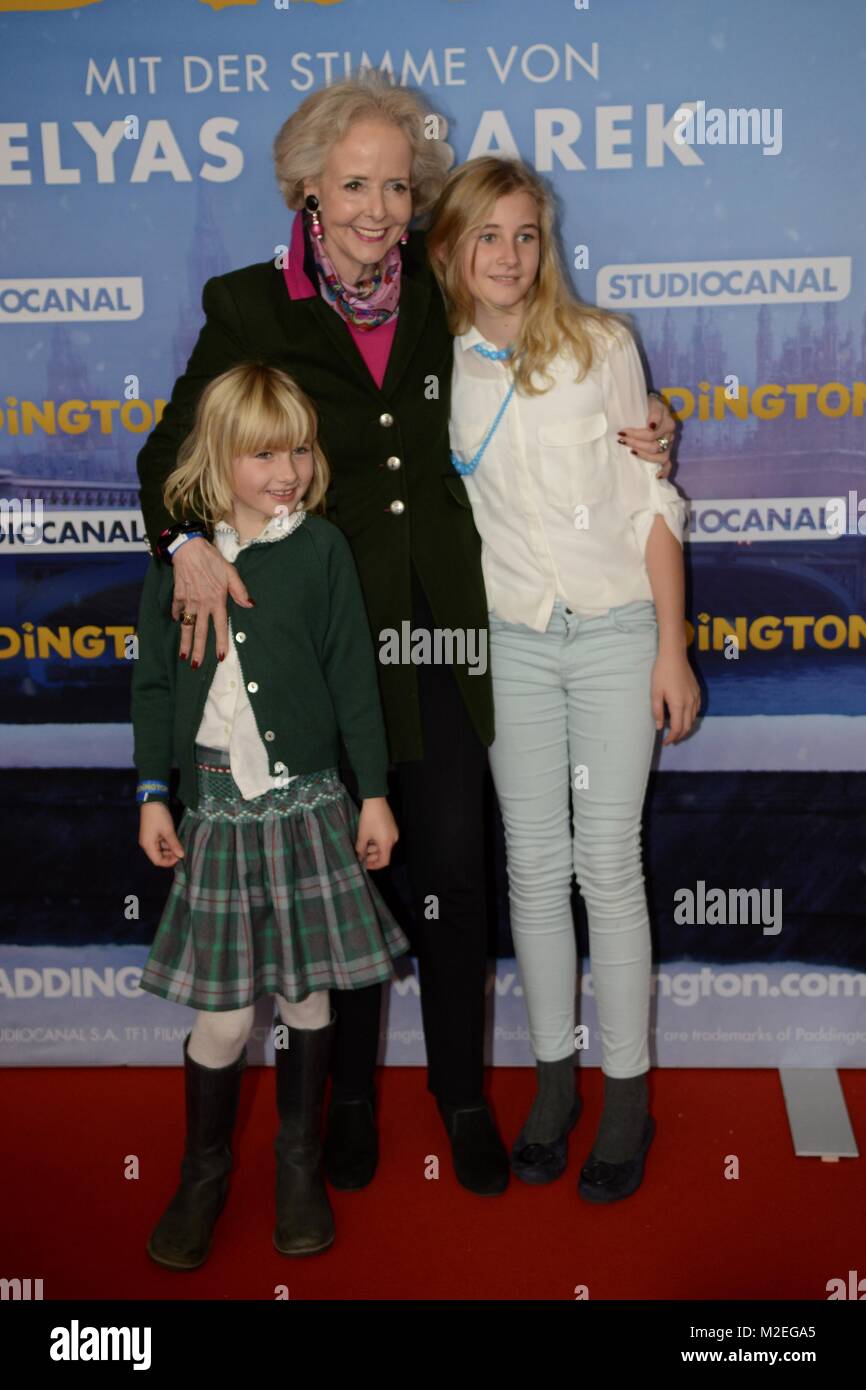 Lara Li High Resolution Stock Photography and Images - Alamy