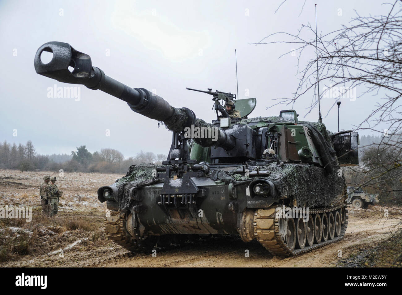 Defensive combat maneuver exercise hi-res stock photography and images ...