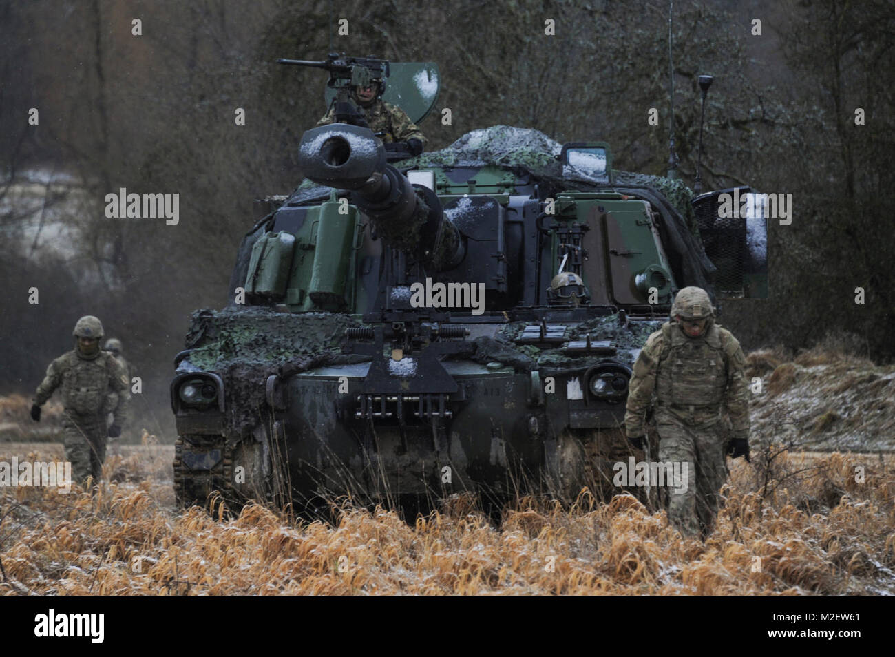 Defensive combat maneuver exercise hi-res stock photography and images ...