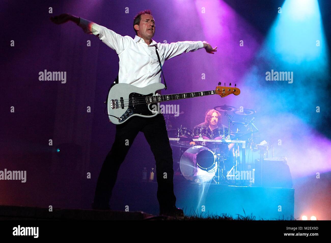 OMD live im Stadtpark Hamburg Stock Photo - Alamy