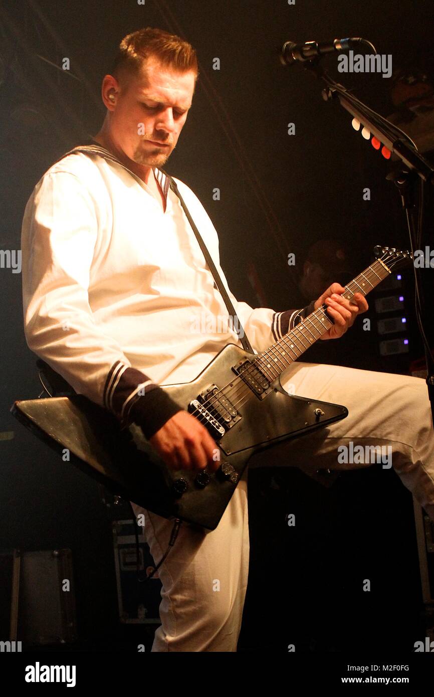 Dero Goi High Resolution Stock Photography and Images - Alamy