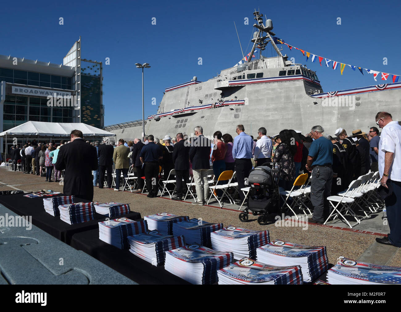 Combat ship uss omaha hi-res stock photography and images - Alamy