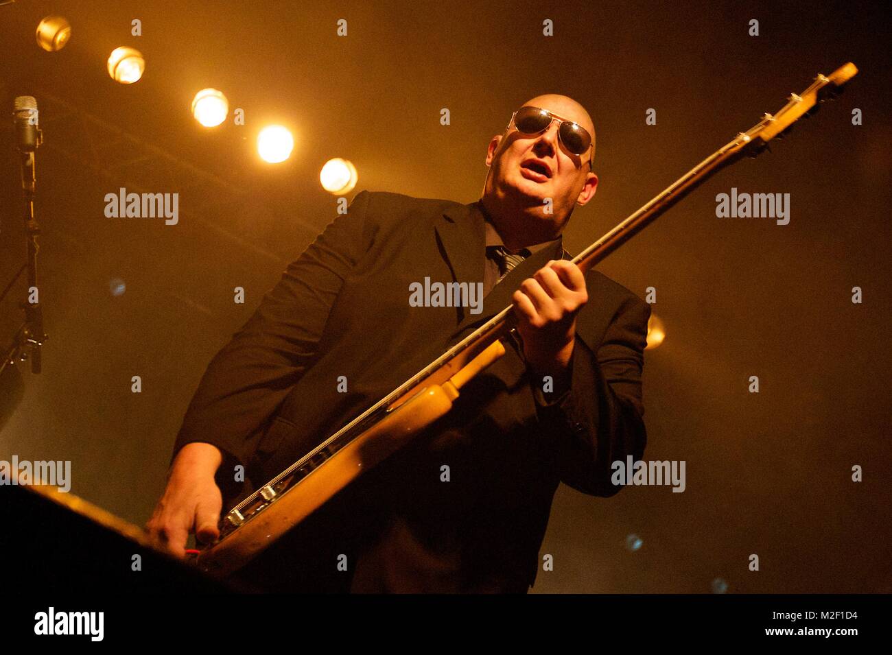 Triggerfinger, belgische Rock-Band mit Sänger und Gitarrist Ruben Block ...