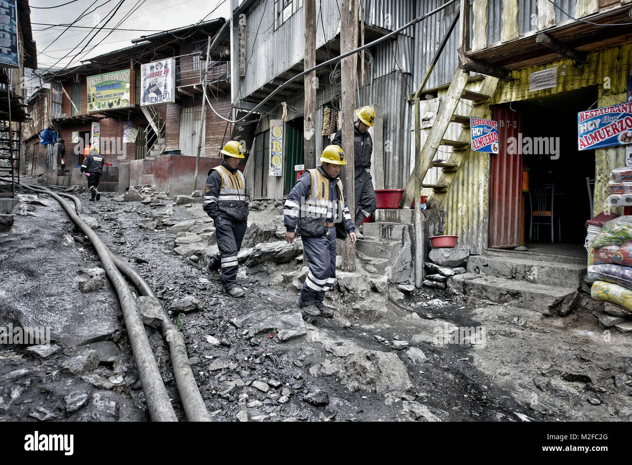 Rinconada peru hi-res stock photography and images - Alamy
