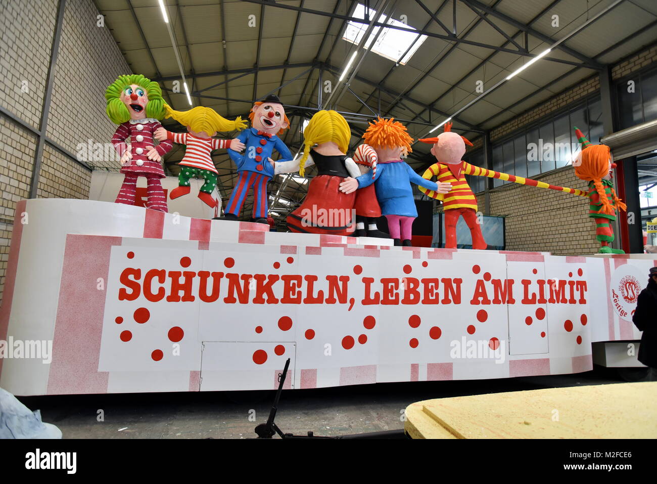 Cologne, Germany. 06th Feb, 2018. A float pictured during the ...