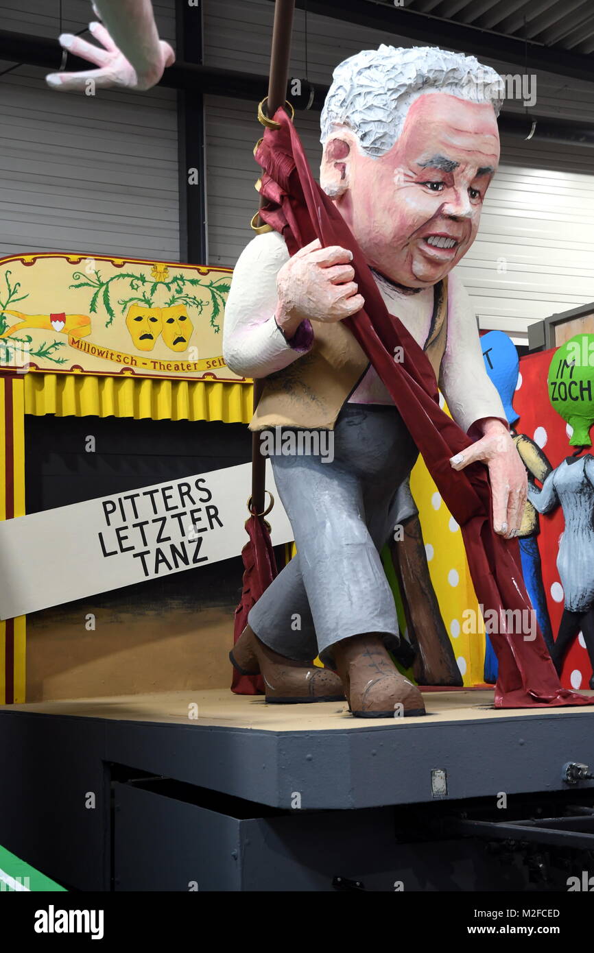 Cologne, Germany. 06th Feb, 2018. The float "Pitter's last dance" on ...