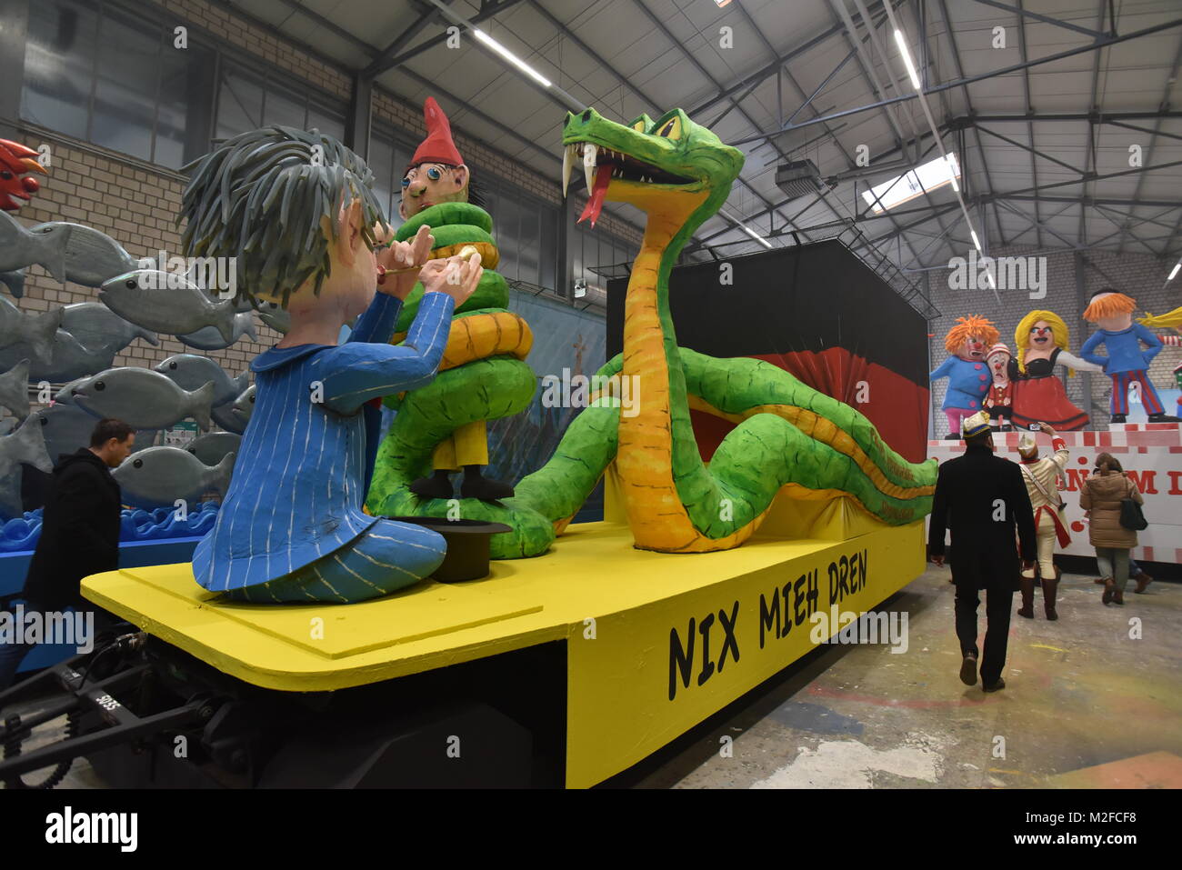 Cologne, Germany. 06th Feb, 2018. A float pictured during the ...