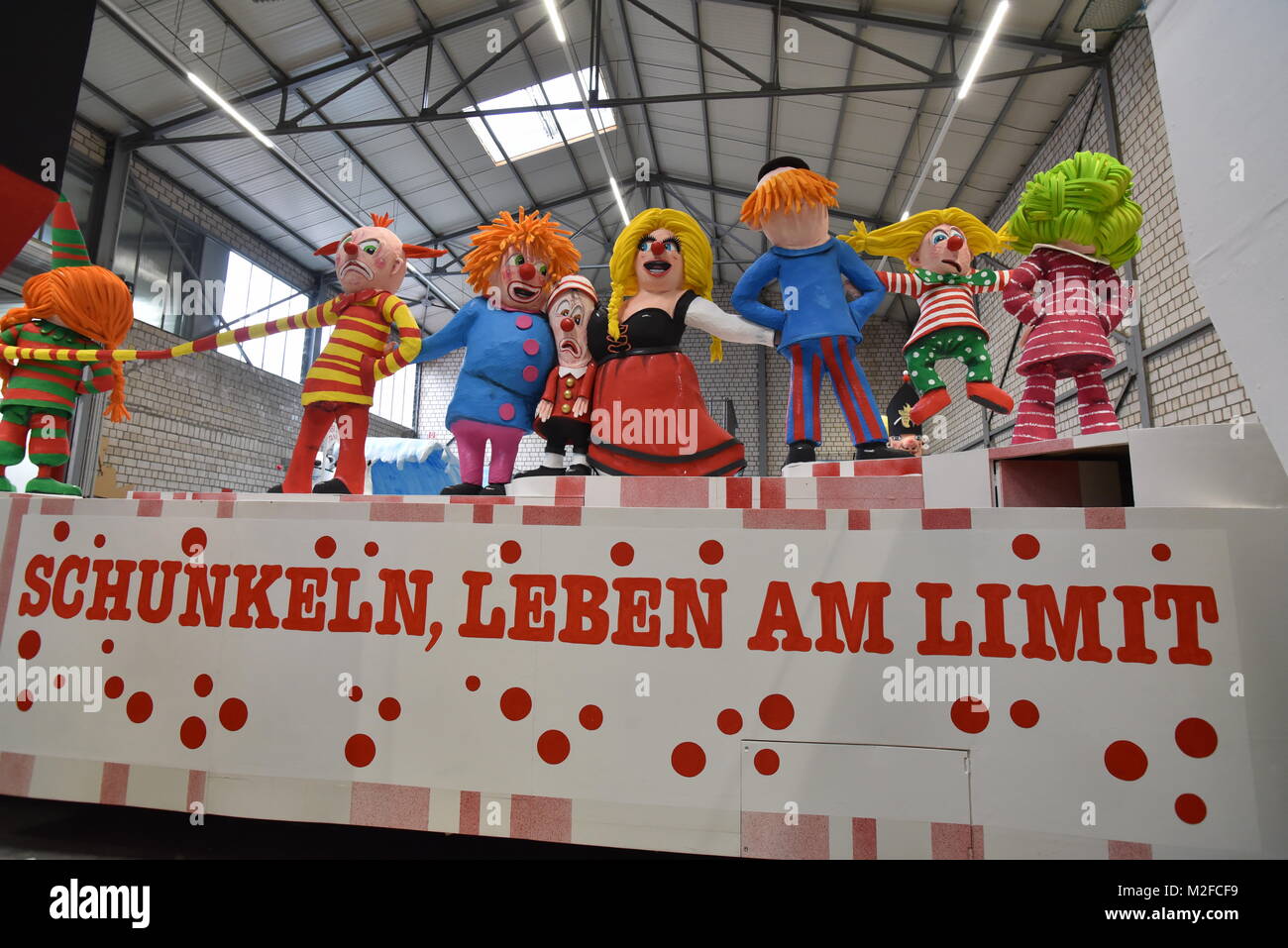 Cologne, Germany. 06th Feb, 2018. A float pictured during the ...