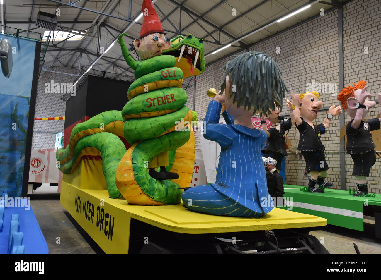 Cologne, Germany. 06th Feb, 2018. A float pictured during the ...